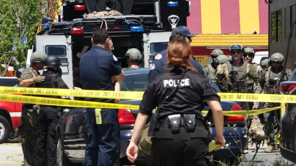 Long Beach Police SWAT Search For Suspect Who Shot Killed Woman At ...